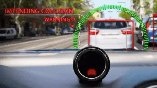 All-in-One Guide to Forward Collision Warning & How to Use It - blindspotmonitor